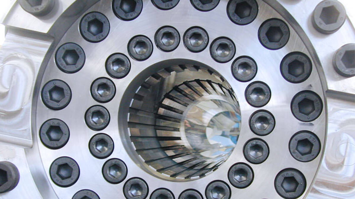 Complex assemblies: Custom solutions | SCHNEEBERGER